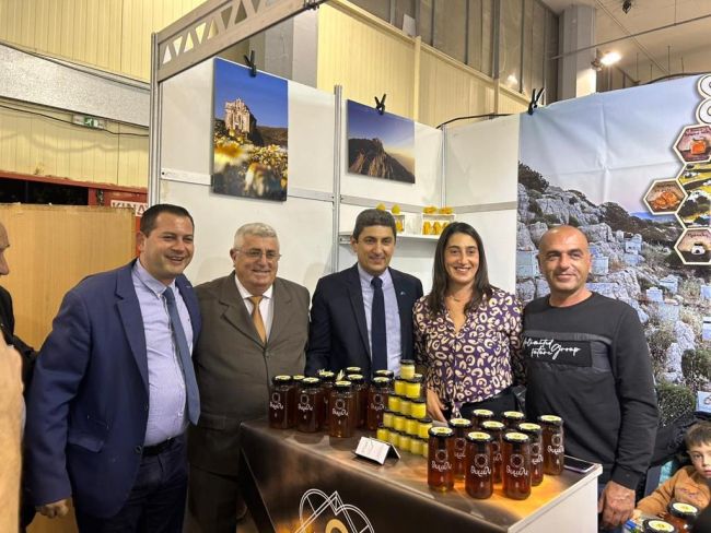 Αυγενάκης στο 14ο Φεστιβάλ Μελιού: Η ίδρυση Διεπαγγελματικής Μελιού ...