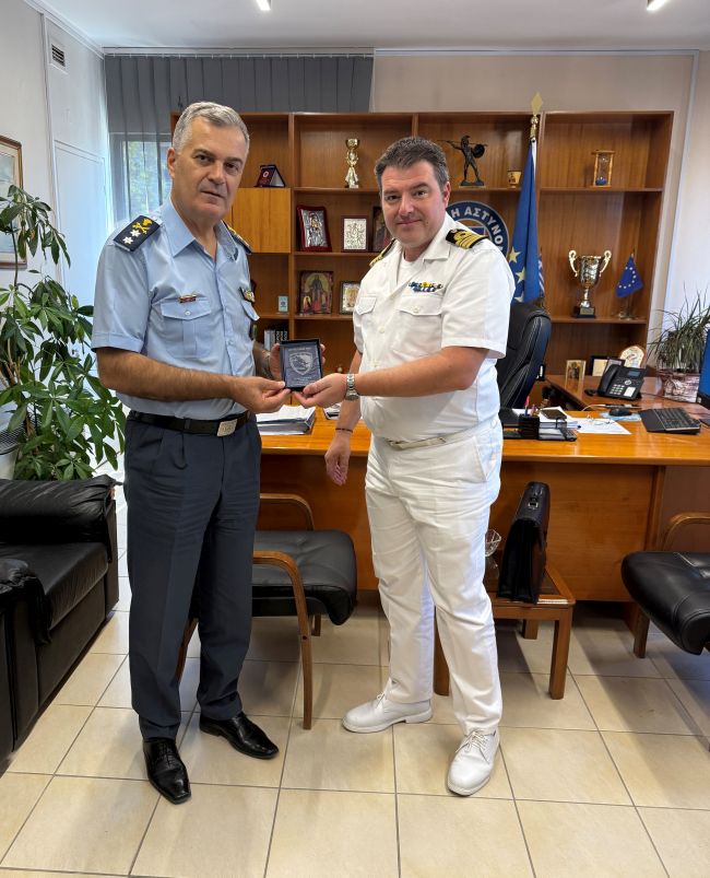 Εθιμοτυπική επίσκεψη του Διοικητή του Ναυτικού Σταθμού Ιονίου στη ΓΕ.Π ...